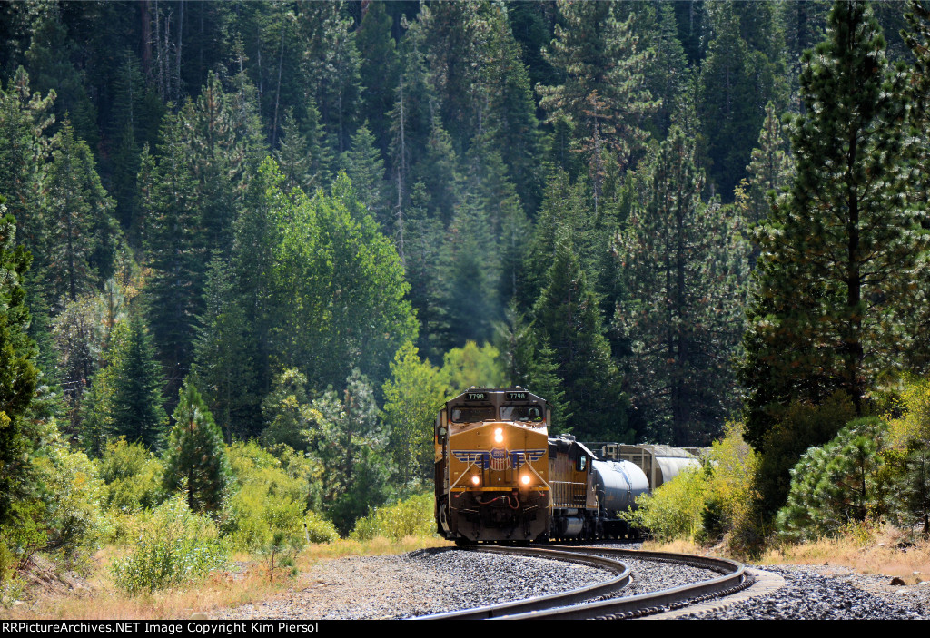 UP 7798 EB UP Roseville (Donner Pass) Sub